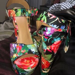 GoJane | Shoes | Platform Floral Shoes | Poshmark